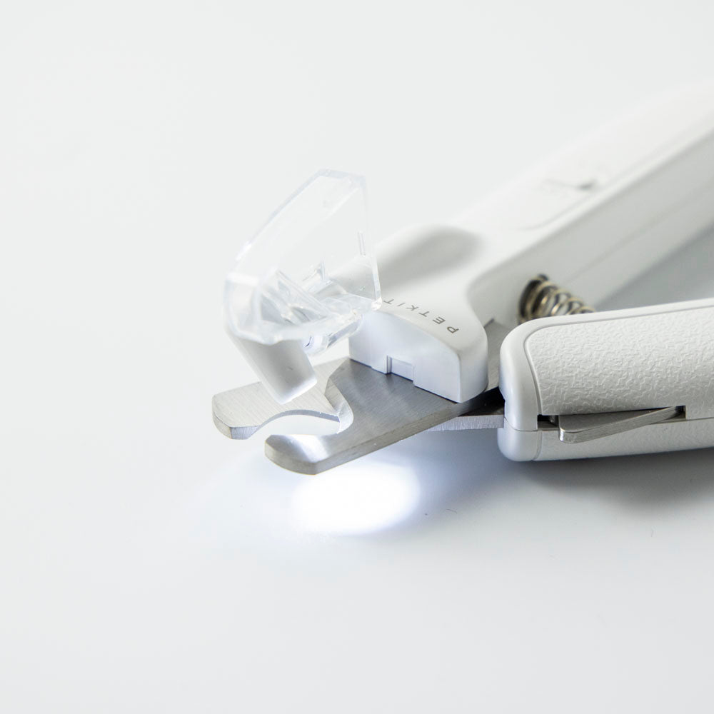 LED付きで血管が見えやすい犬猫用爪切り入荷のお知らせ | Dr.Pettle – Dr.pettle